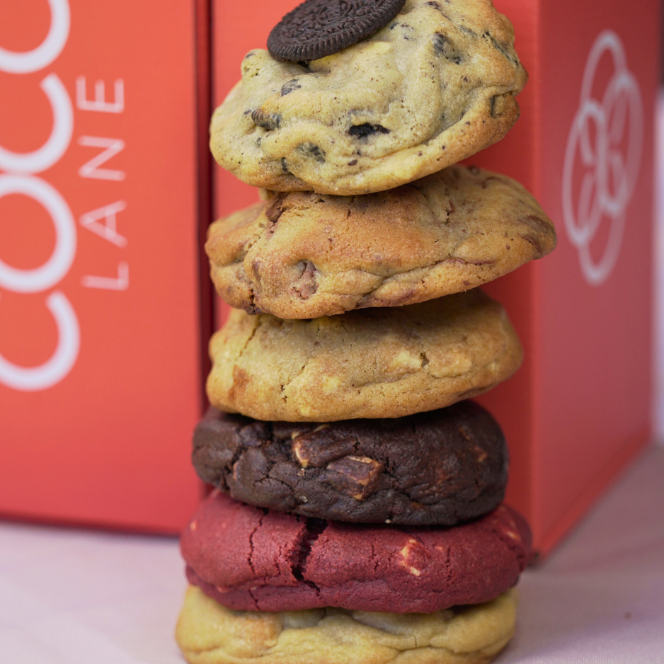 The Six Pack – Coco Lane