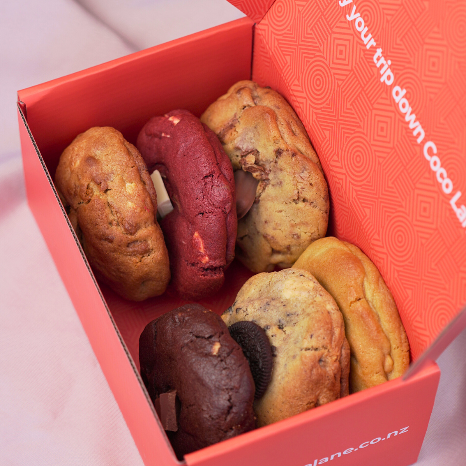 The Six Pack – Coco Lane